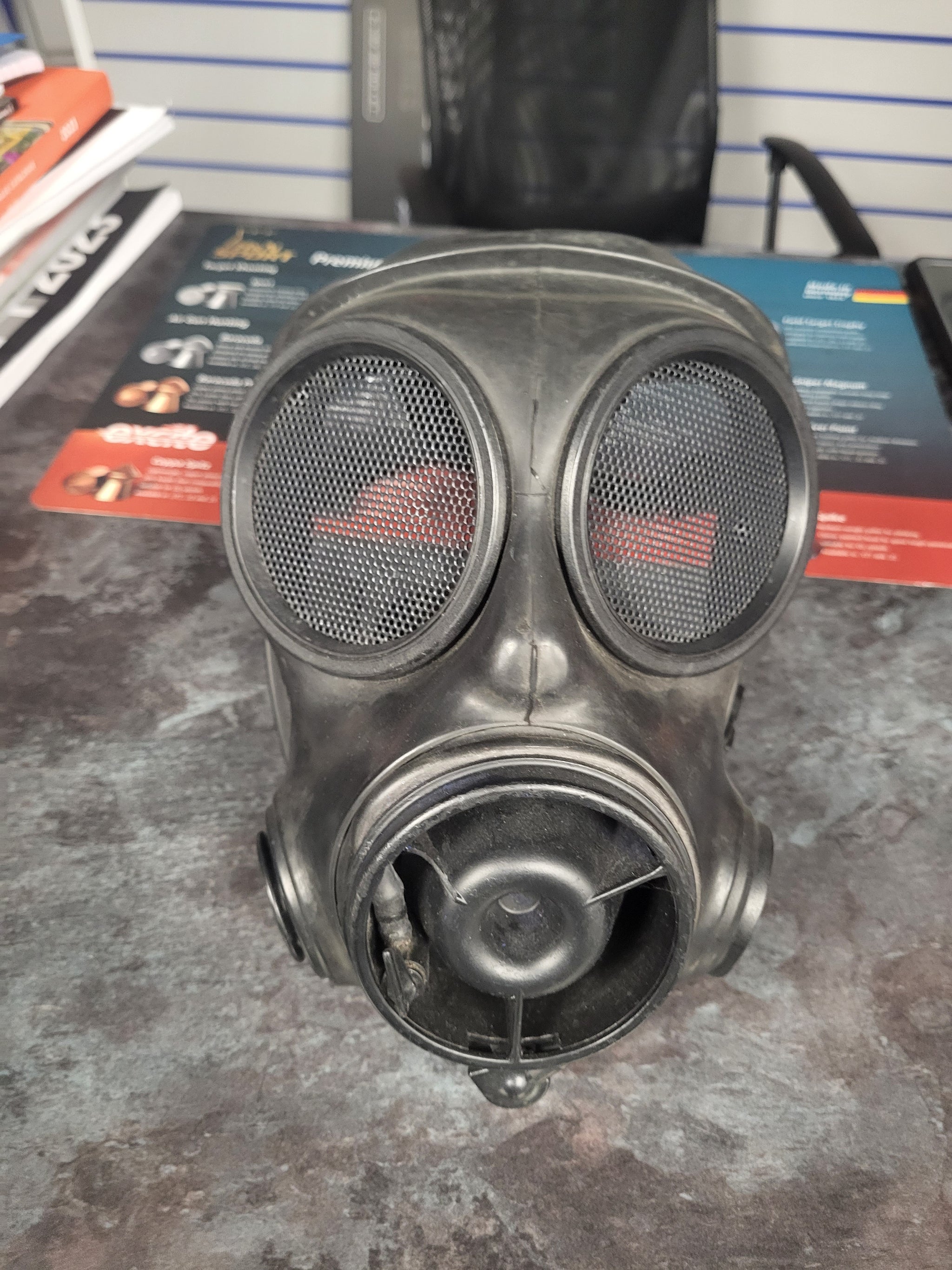 S6 respirator converted for airsoft – Bat 21 Militaria and Surplus