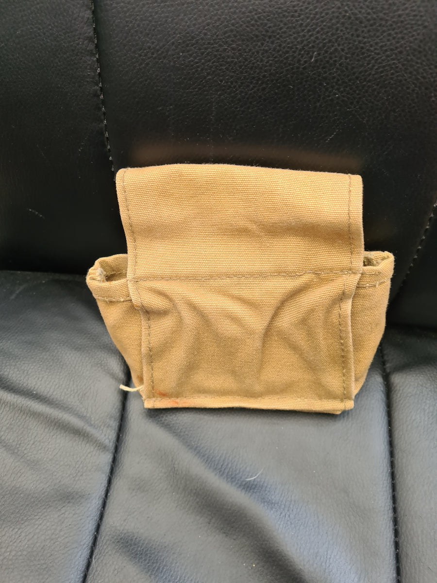 US WW11 Airborne Rigger pouch reproduction – Bat 21 Militaria and Surplus
