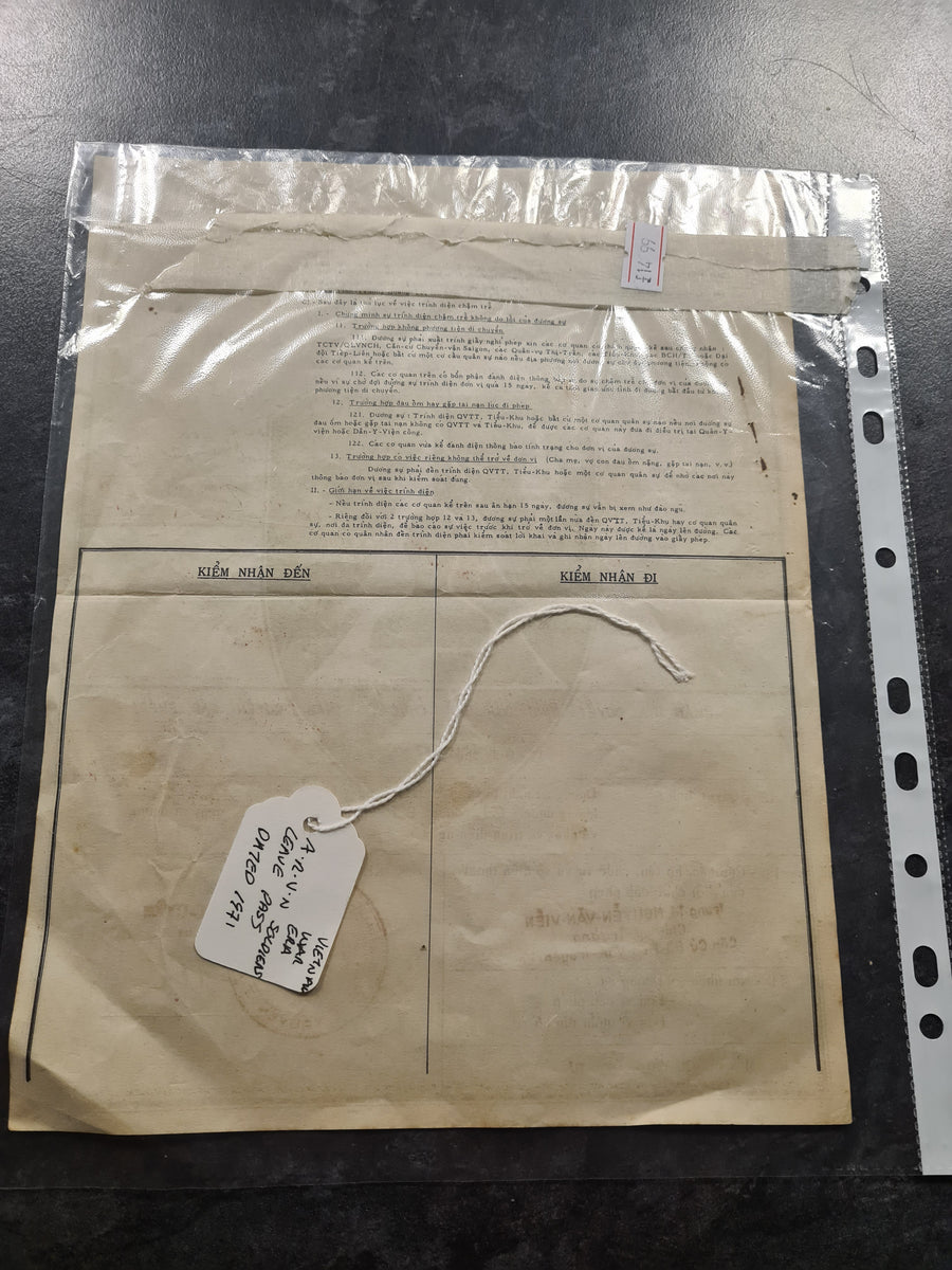 Vietnam War ARVN Soldiers leave pass – Bat 21 Militaria and Surplus