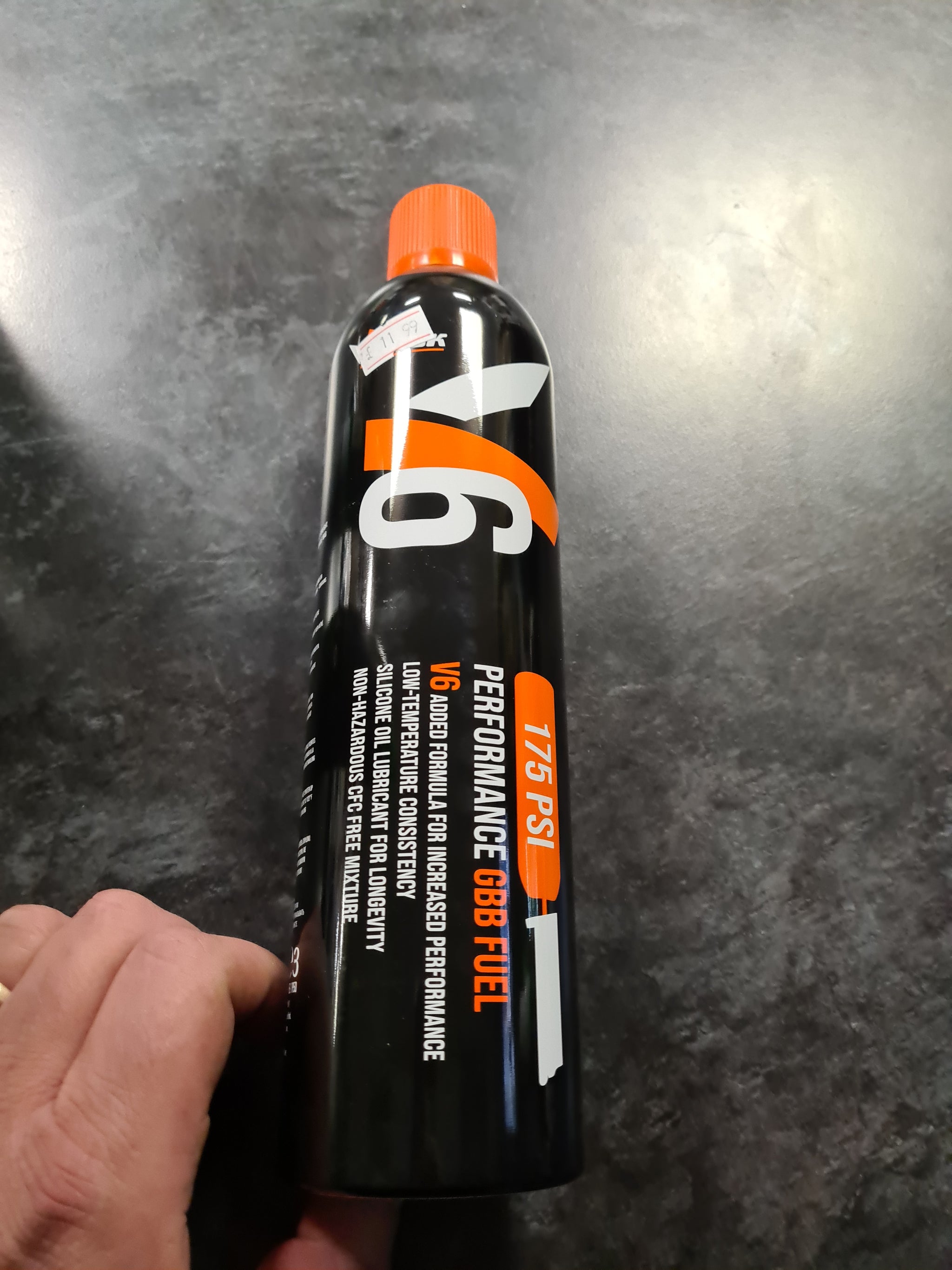 A selection of airsoft and sprays – Bat 21 Militaria and Surplus